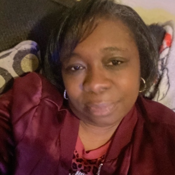 Keasha's Closet (@keasharedding) | Poshmark
